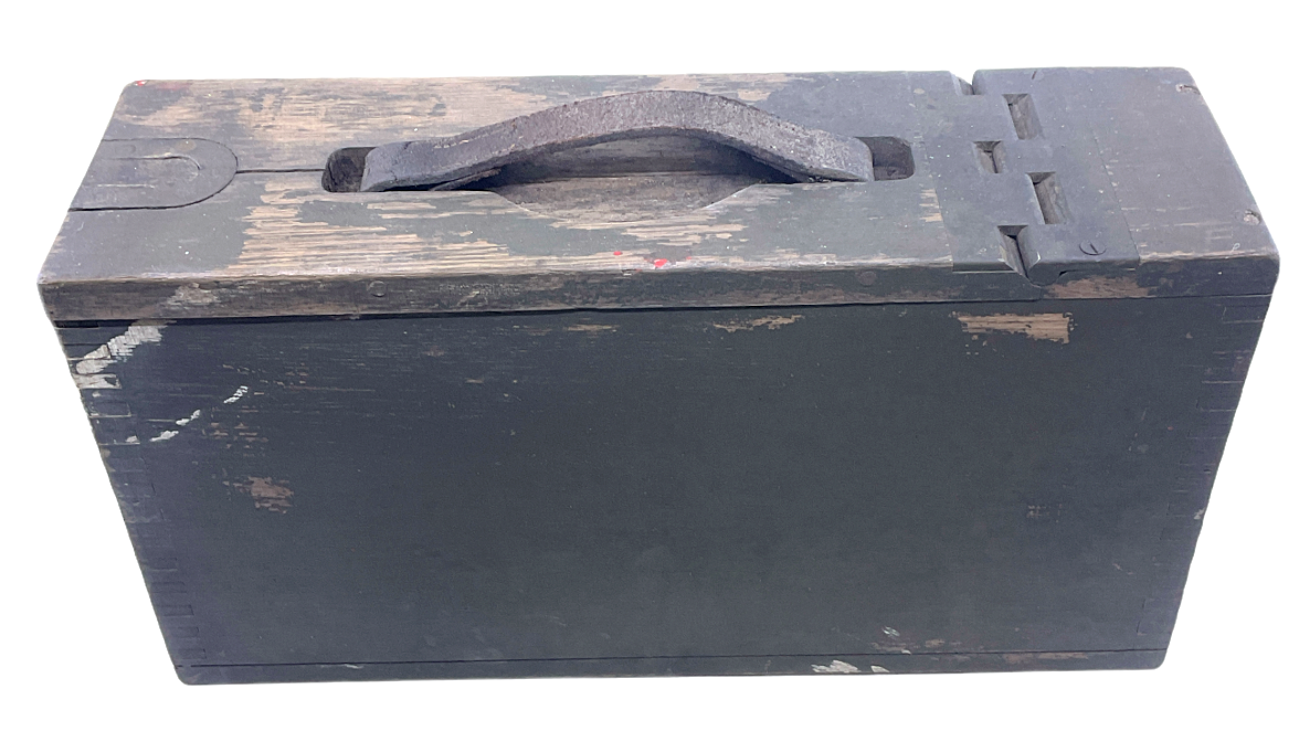 WW1 US AEF .30 Wooden Carry Box EMPTY Green Painted - Military Antiques ...