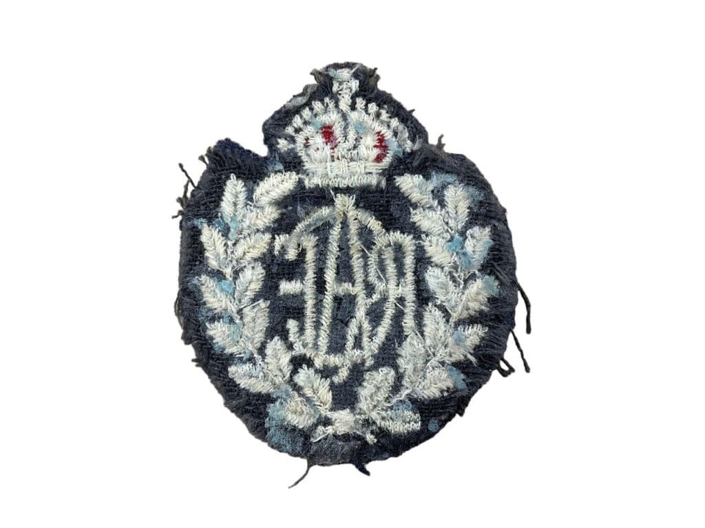 WW2 Canadian RCAF Cloth Cap Insignia Badge - Military Antiques Toronto
