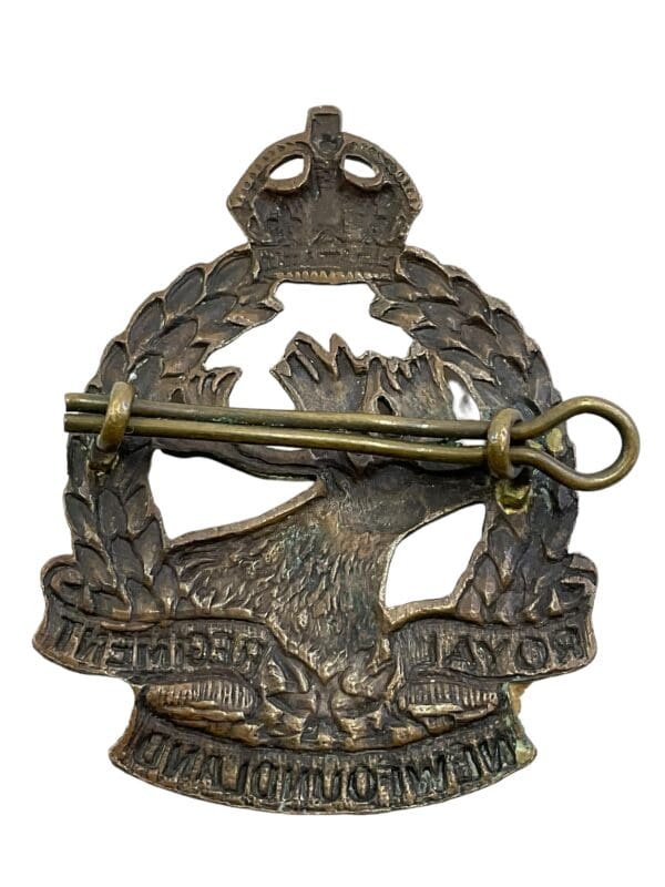 WW2 Canadian Royal Newfoundland Regiment Cap Badge - Military Antiques ...