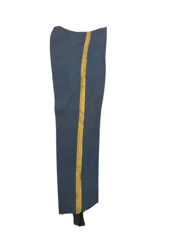 Canadian Forces RCAF Mess Dress Pilot Uniform - Military Antiques Toronto