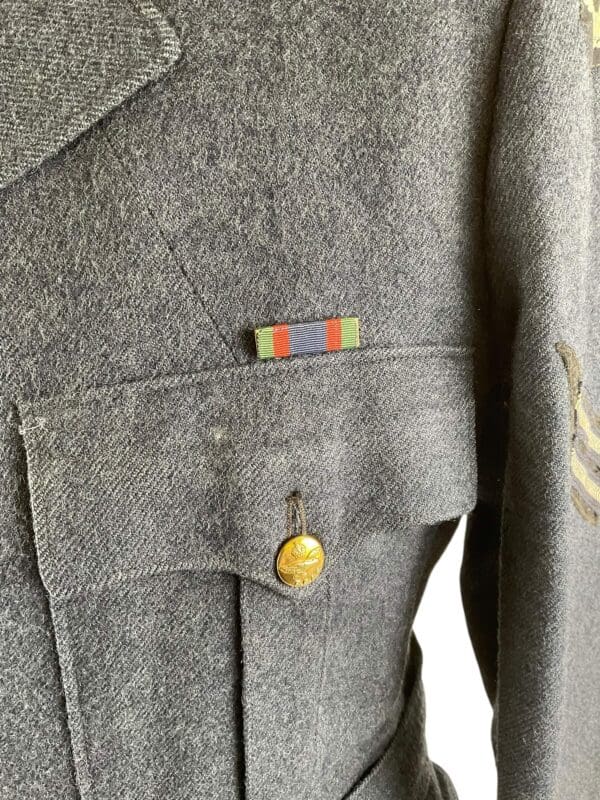 WW2 Canadian RCAF Corporals Tunic Named 1942 Dated - Military Antiques ...