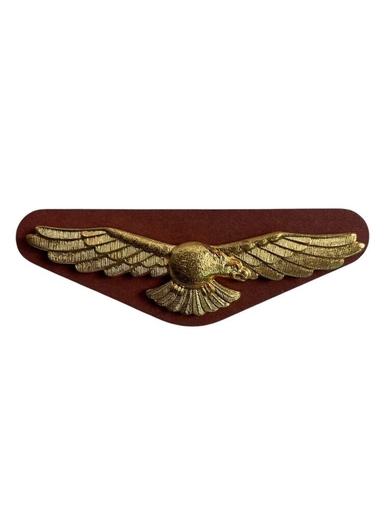 Canadian RCAF Women's Purse Badge - Military Antiques Toronto