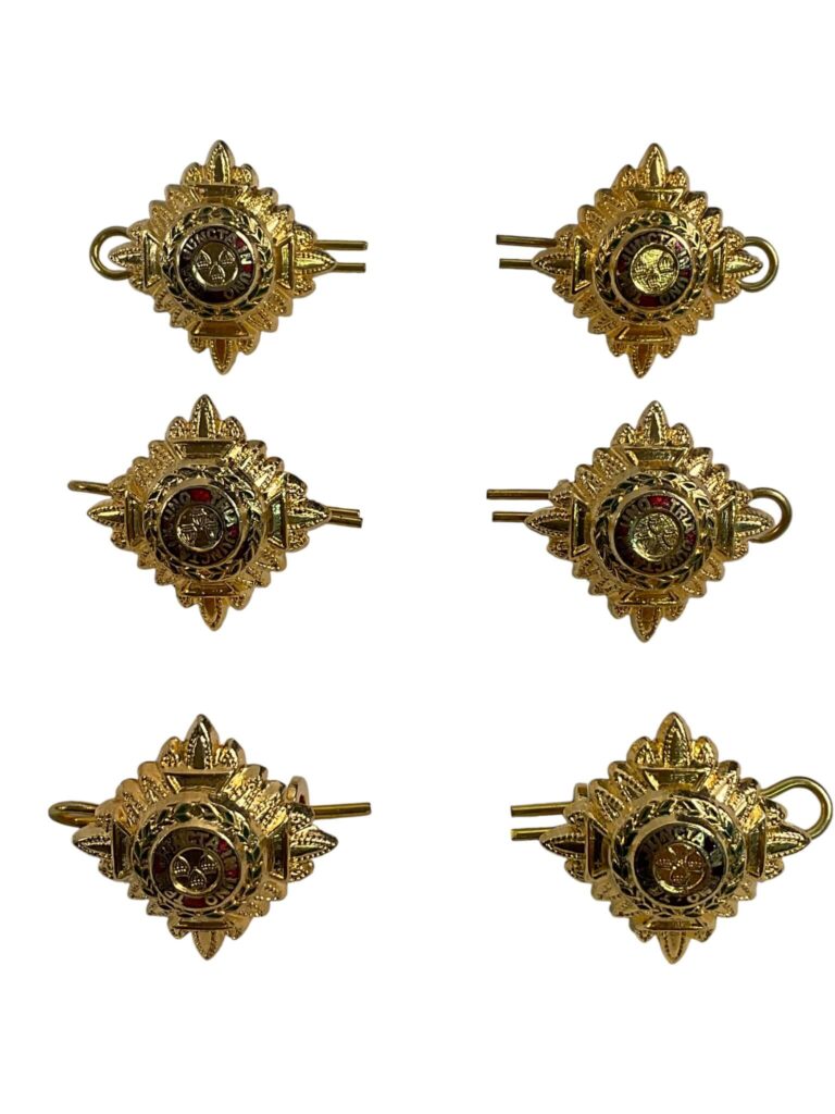 Canadian Army Officers Gilt Captain Rank Insignia Set - Military ...